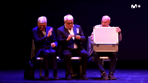 Chim-pum GIFs - Get the best GIF on GIPHY