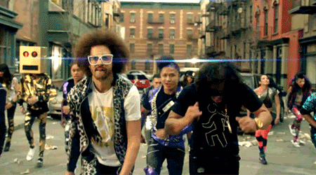 Crowd Goes Wild GIF - Find & Share on GIPHY