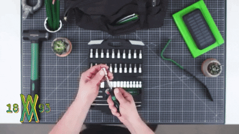 Werkzeugkoffer GIFs - Get the best GIF on GIPHY