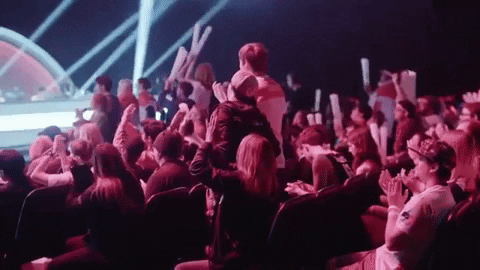 Clap Crowd GIF - Find & Share on GIPHY