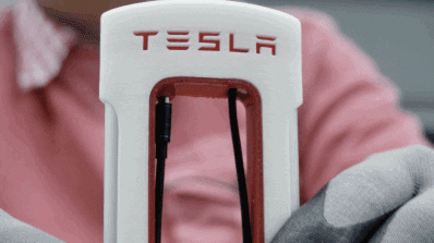 Iphone-tesla-supercharger GIFs - Get the best GIF on GIPHY