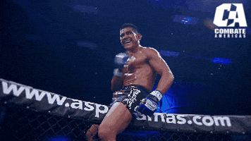 Mixed Martial Arts Fighting GIF by CombateAmericas - Find & Share on GIPHY