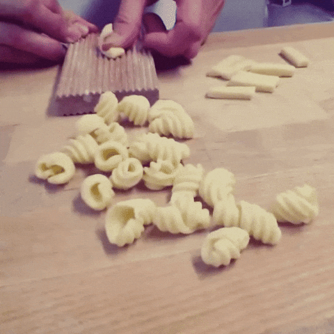 Pasta GIFs - Find & Share on GIPHY