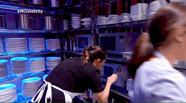 Stickers Celebrity GIF by MasterChef España - Find & Share on GIPHY