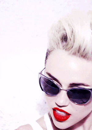 Real And True GIFs - Get the best GIF on GIPHY