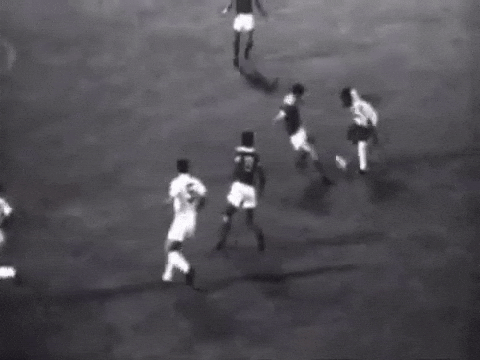 Pele Futebol GIFs - Find & Share on GIPHY