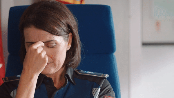 Police Facepalm GIF by DeAPlaneta - Find & Share on GIPHY