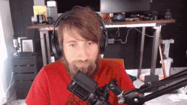 Gavin Free Gif