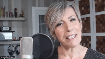 Regina Bittar GIF - Find & Share on GIPHY