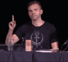 This One GIFs - Find & Share on GIPHY