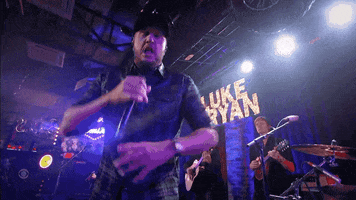 New Year's Eve LIVE: Nashville's Big Bash GIFs on GIPHY - Be Animated