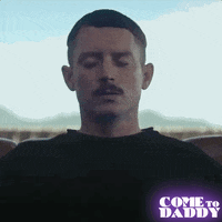 Elijah Wood Otimo Gif Subtle Differences Between Danielle Radcliffe