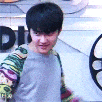 Suho Wink Gif