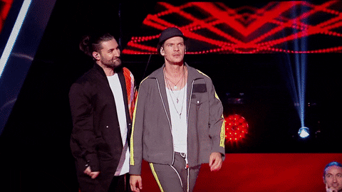 Models Catwalk GIF by VoceaRomaniei - Find & Share on GIPHY