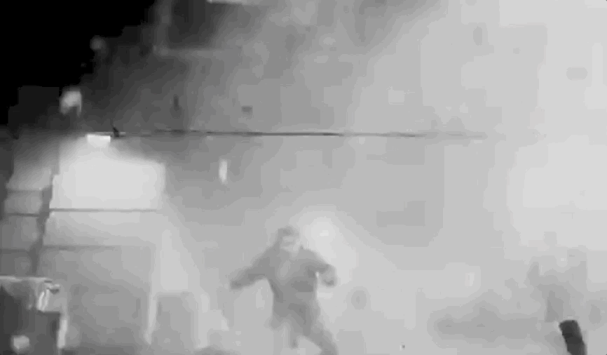 Horror Jump GIF by unpeuflou - Find & Share on GIPHY