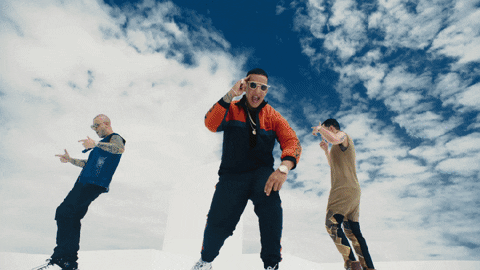 Te Pienso GIFs - Get the best GIF on GIPHY