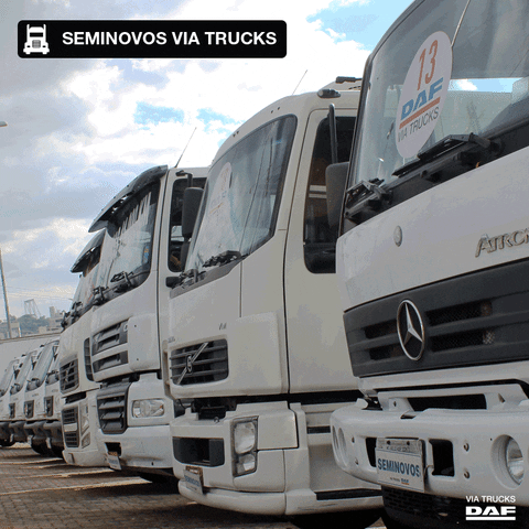 Daf Trucks GIFs - Get the best GIF on GIPHY