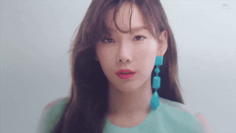 Taeyeon Glimt Gif