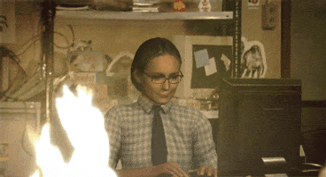The It Crowd Moss Fire GIFs - Find & Share on GIPHY