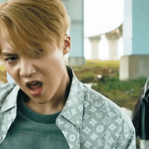 Run-like-mad GIFs - Get the best GIF on GIPHY