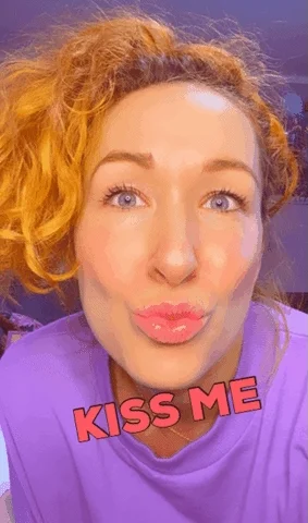 Deliza Kissing GIFs - Find & Share on GIPHY