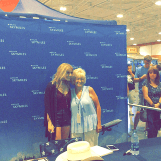 Cma Fest 2016 GIF by CMA Fest: The Music Event of Summer - Find & Share ...